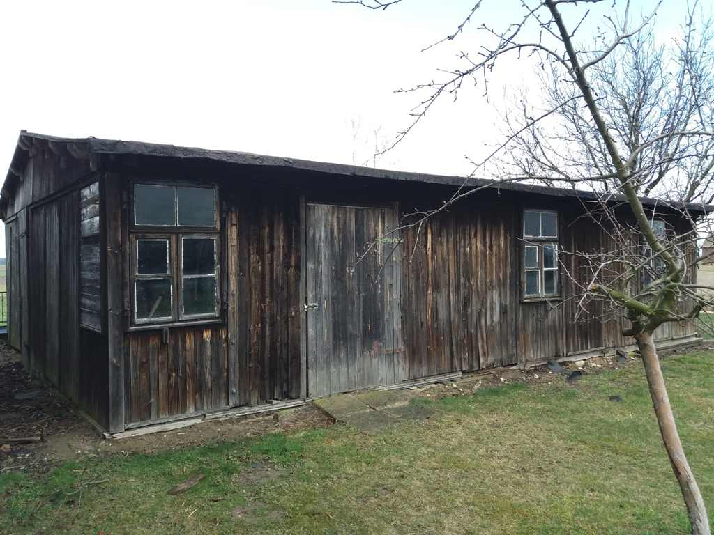 Rozbiórka baraku — Parafia św. Urbana w Wędzinie